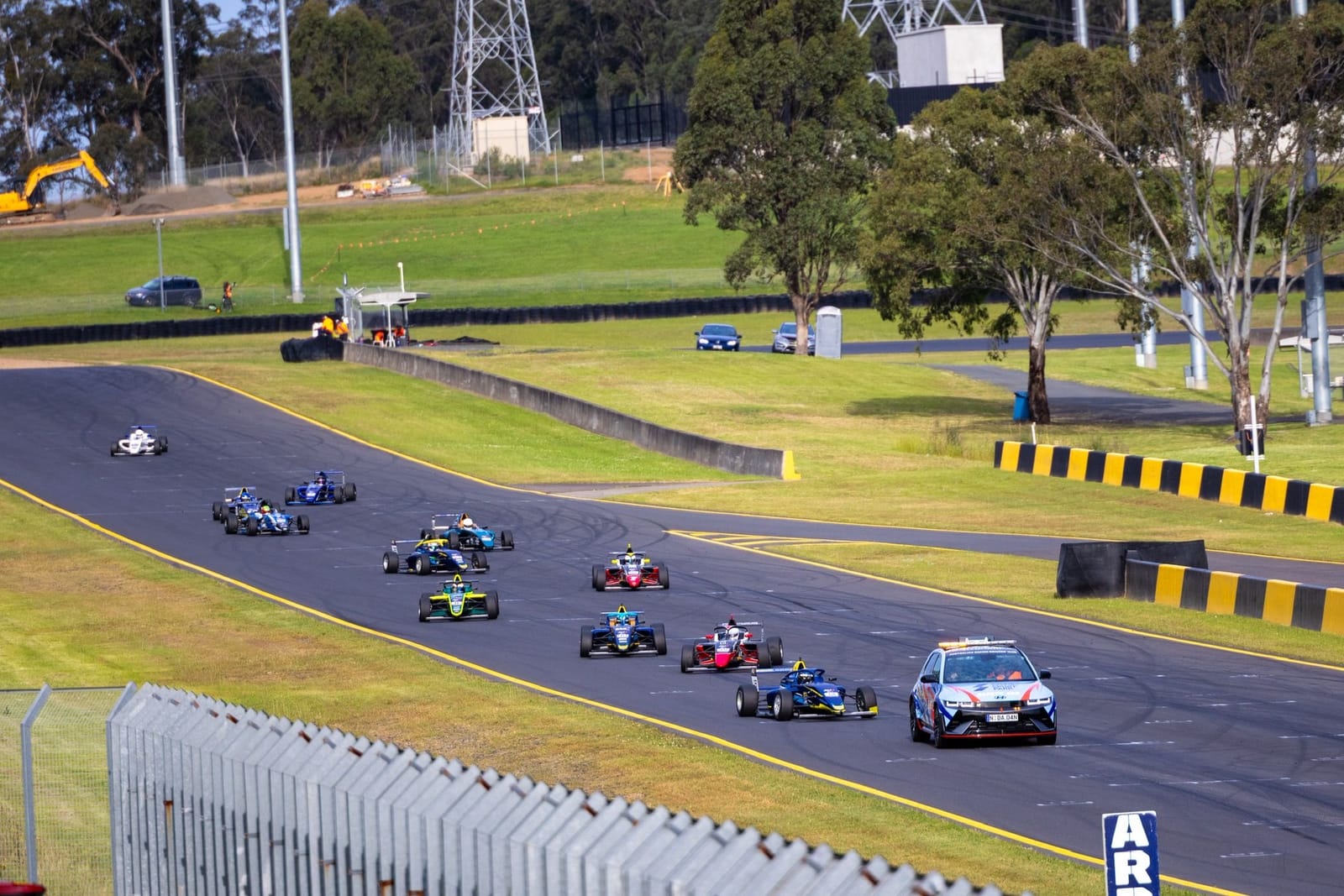 Noah Killion runs away with AU4 race one in Sydney