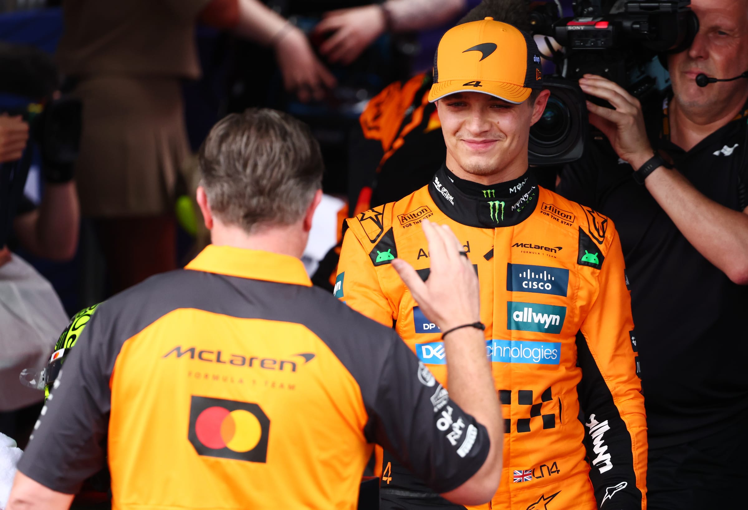 Lando Norris snatches pole as McLaren resurgent in qualifying for Australian Grand Prix